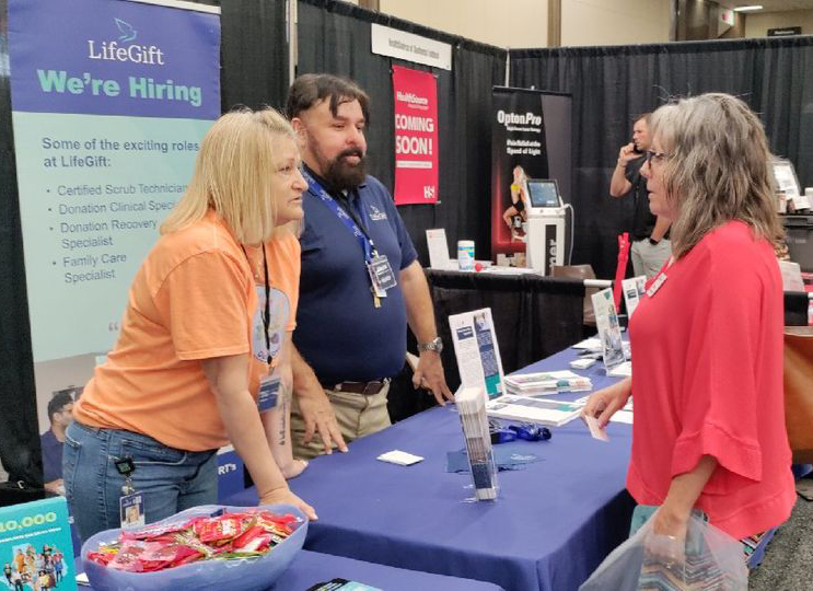 LifeGift’s Barbara VerWey Inspires Attendees at Lubbock’s Business Expo ...